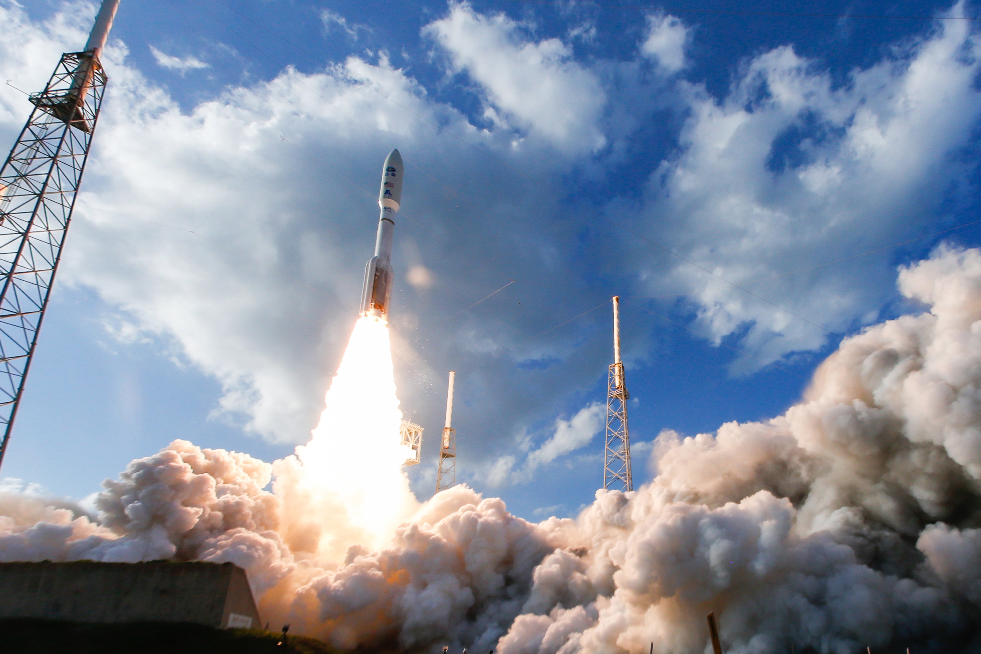 Special Seminar: Lockheed Martin Space President Robert Lightfoot - Dec. 1 | Ann and H.J. Smead ...